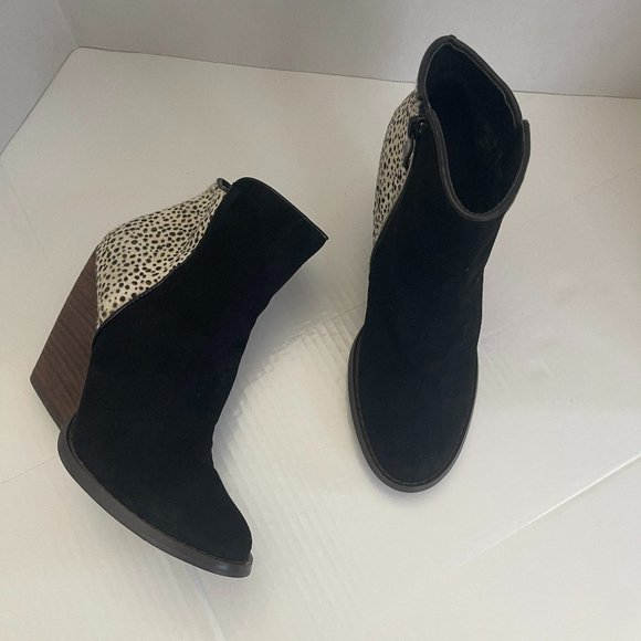 Very Volatile | Shoes | Very Volatile Chatter Leopard Leather Boots ...